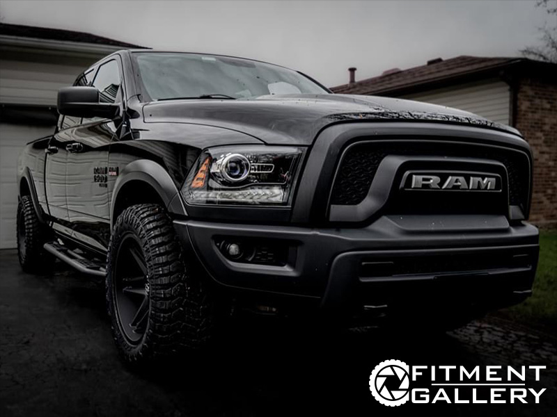 2019 Ram 1500 Classic - 20x10 Vision Wheels 33x12.5R20 Radar Tires