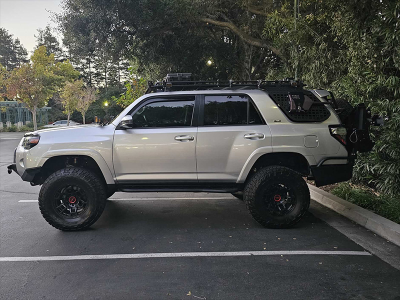 2019 Toyota 4Runner - LT35x12.50R17 Nitto Tires