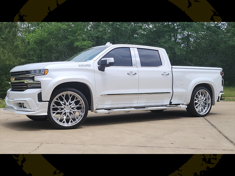 2020 Chevrolet Silverado 1500 - 26x10 Dub Wheels 305/30R26 Advanta Tires