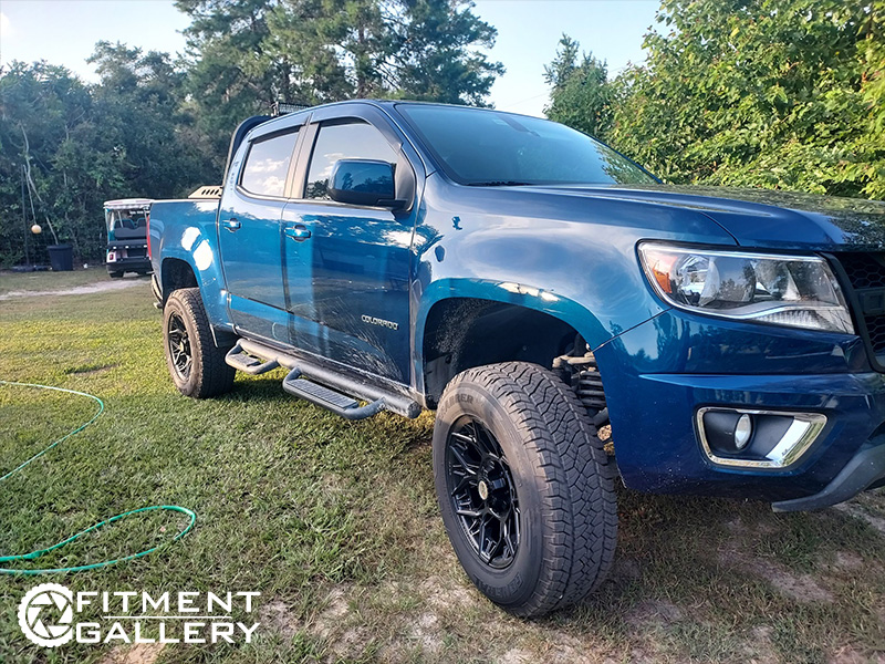 2020 Chevrolet Colorado - 18x9 4Play Wheels 275/65R18 General Tires