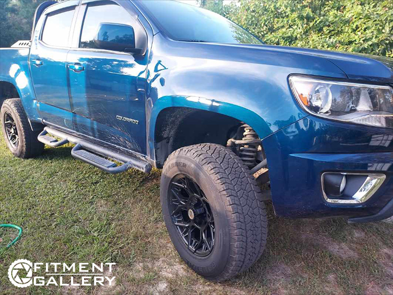 2020 Chevrolet Colorado - 18x9 4Play Wheels 275/65R18 General Tires