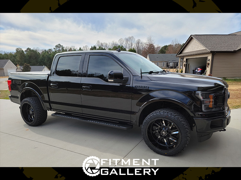 2020 Ford F-150 - 22x12 RBP Wheels LT305/40R22 Venom Power Tires
