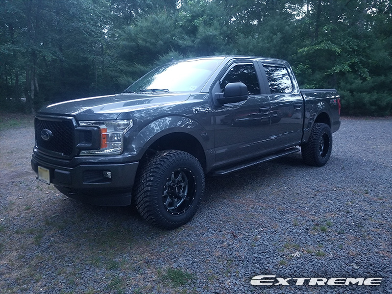 2020 Ford F-150 - 18x10 Moto Metal Wheels LT33x12.5R18 Atturo Tires