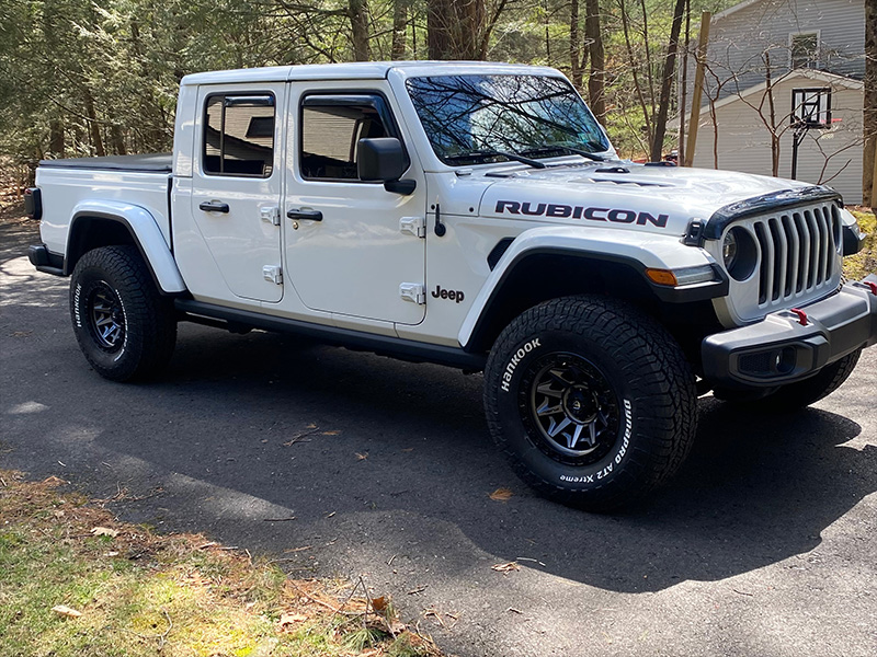 2020 Jeep Gladiator - 17x9 Fuel Offroad Wheels 35x12.50R17 Hankook Tires