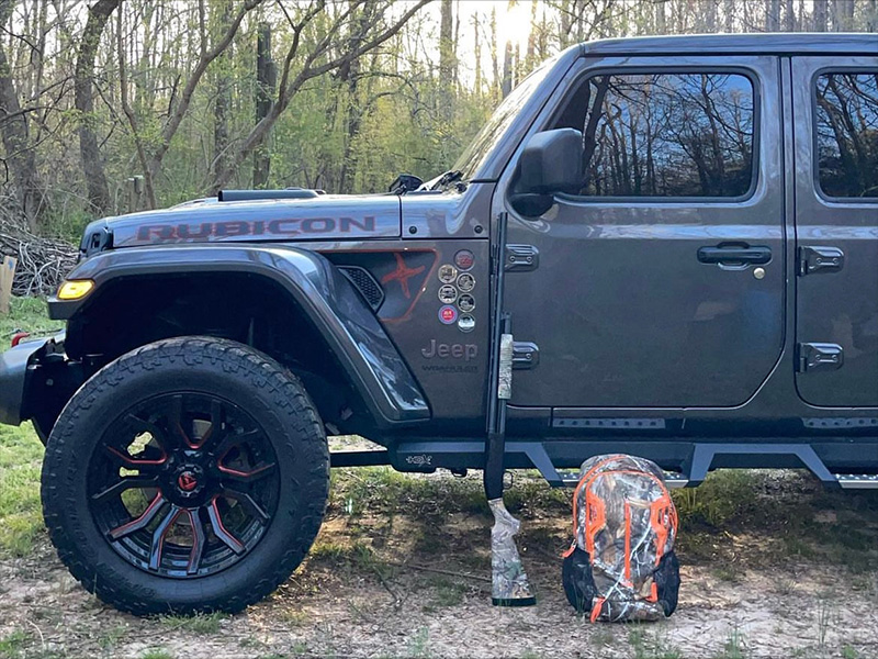 2020 Jeep Wrangler - 20x10 Fuel Offroad Wheels LT275/65R20 Toyo Tires