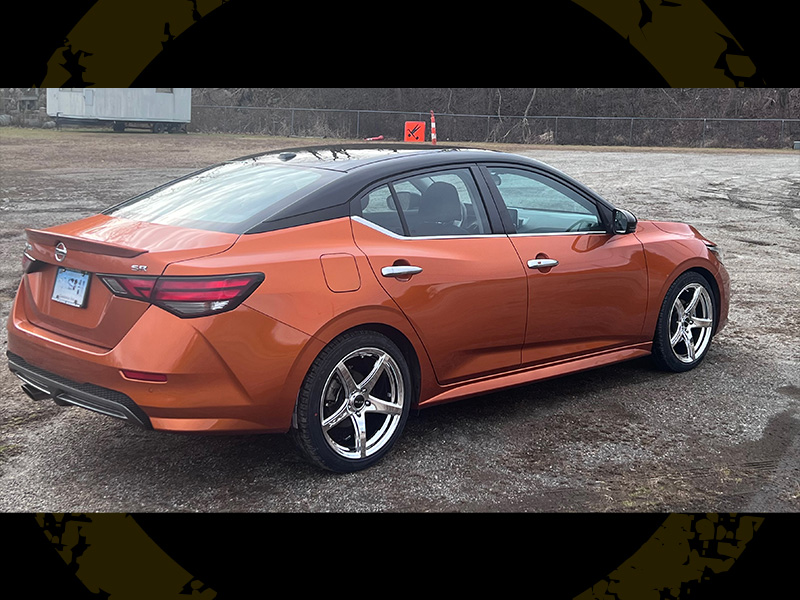 2020 Nissan Sentra - 18x8 RTX Wheels 215/45ZR18 Lexani Tires