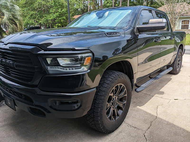 2020 Ram 1500 - 20x10 Rogue Truck Wheels 275/60R20 Ironman Tires