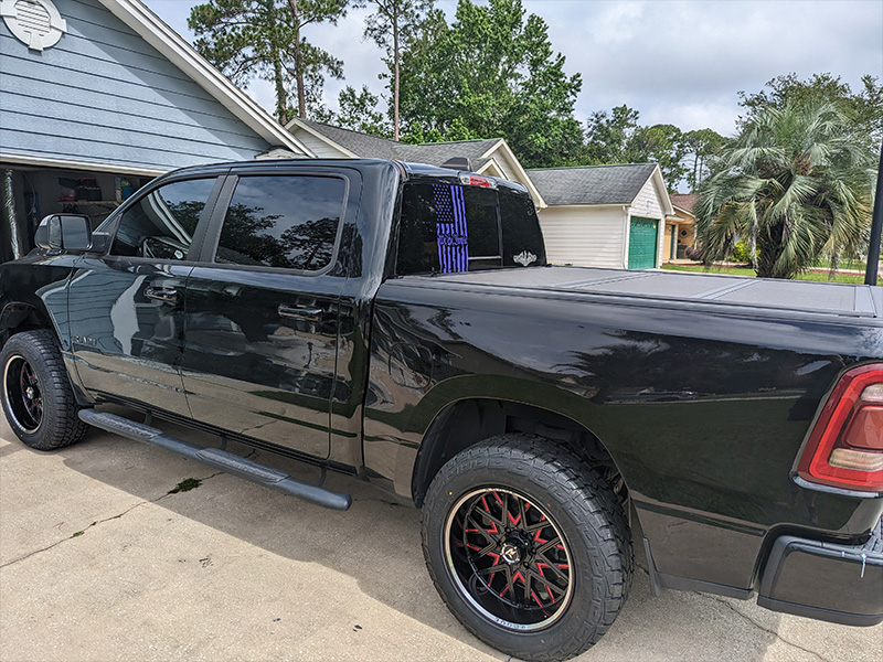 2020 Ram 1500 - 20x10 Rogue Truck Wheels 275/60R20 Ironman Tires