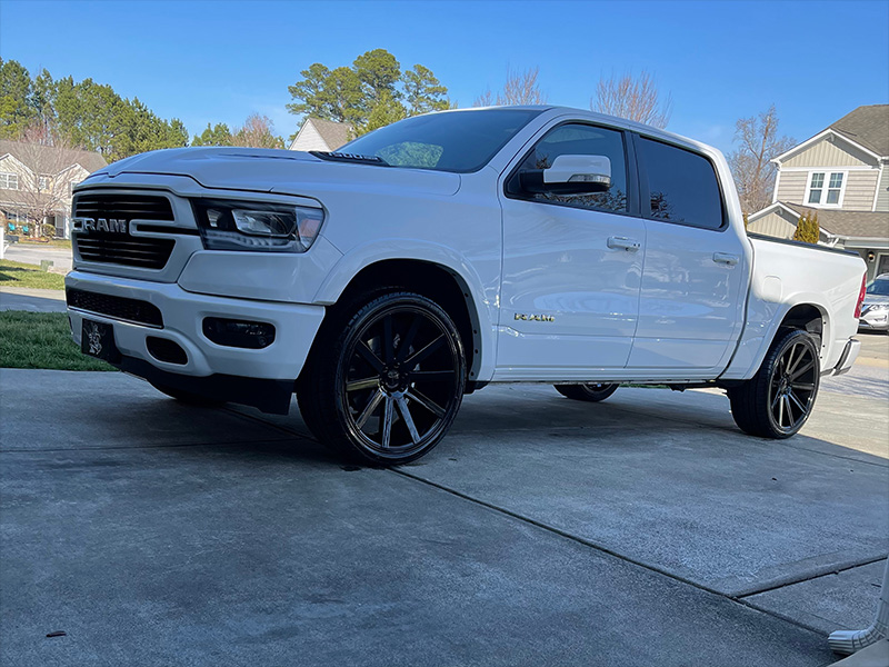 2020 Ram 1500 - 24x10 Dub Wheels 305/35R24 Ironman Tires