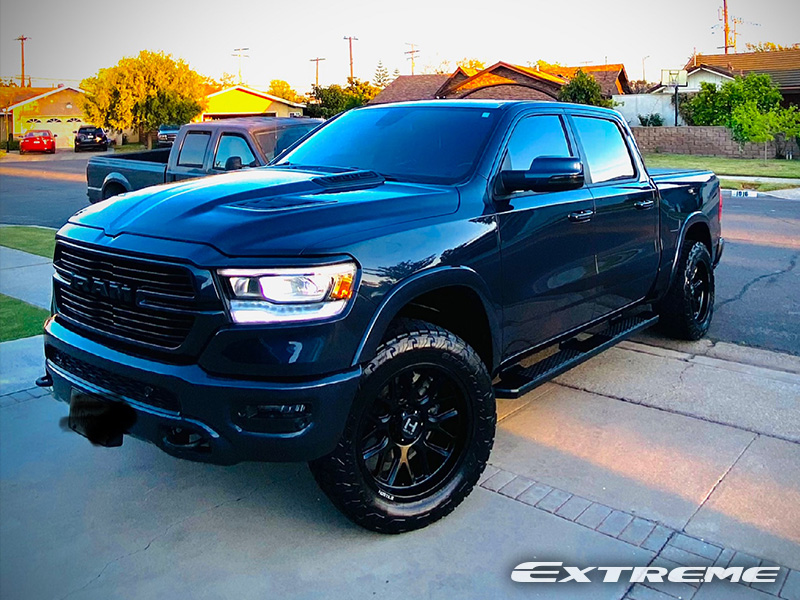 2020 Ram 1500 - 20x10 Hostile Wheels LT295/55R20 Toyo Tires