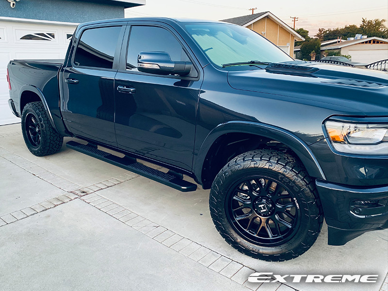2020 Ram 1500 - 20x10 Hostile Wheels LT295/55R20 Toyo Tires
