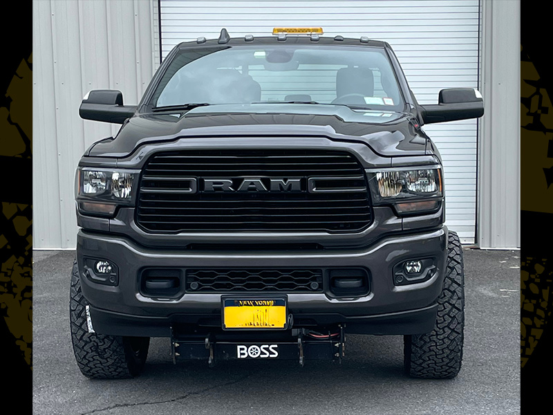 2020 Ram 2500 - 22x10 Fuel Offroad Wheels LT35x12.50R22 Venom Power Tires