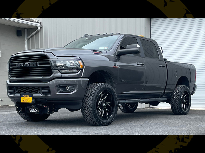 2020 Ram 2500 - 22x10 Fuel Offroad Wheels LT35x12.50R22 Venom Power Tires