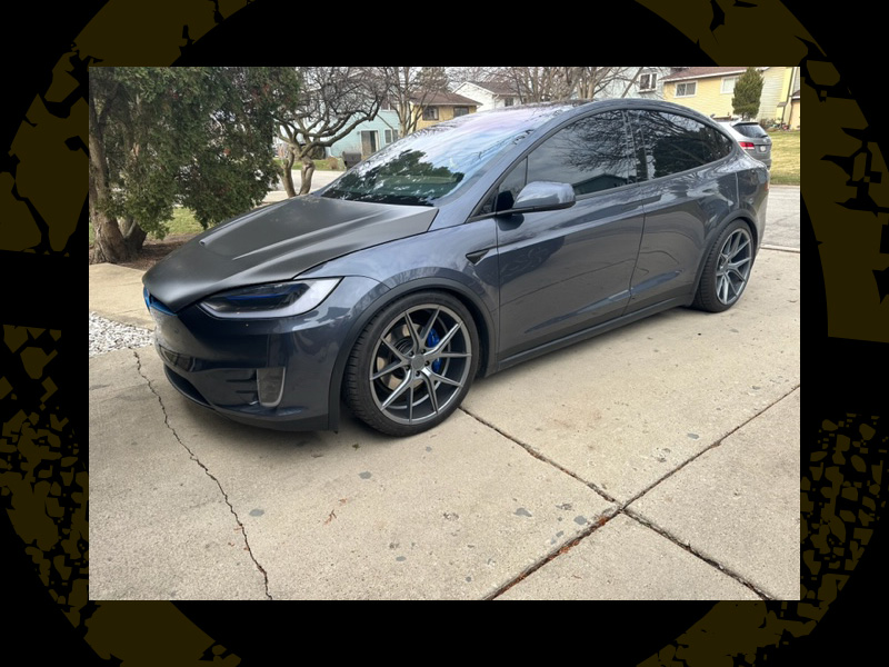 2020 Tesla X - 22x9 Verde Wheels 265/35R22 Continental Tires