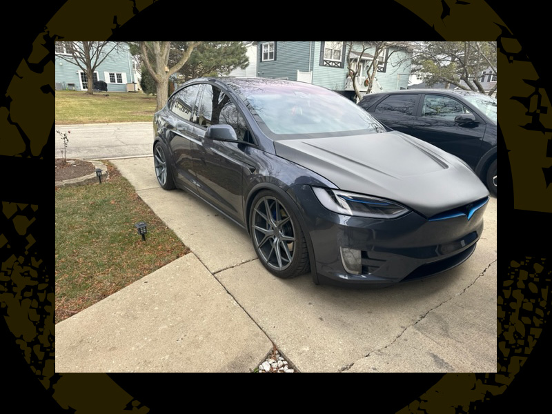 2020 Tesla X - 22x9 Verde Wheels 265/35R22 Continental Tires