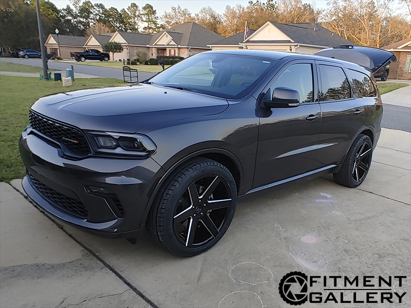 2021 Dodge Durango - 22x9.5 Strada Wheels 275/45R22 Ironman Tires