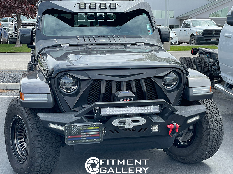 2021 Jeep Gladiator - 17x9 RTX Wheels LT285/70R17 BFGoodrich Tires