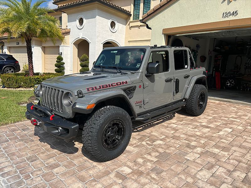 2021 Jeep Wrangler - 17x9 XD Series Wheels 285/70R17 Nitto Tires