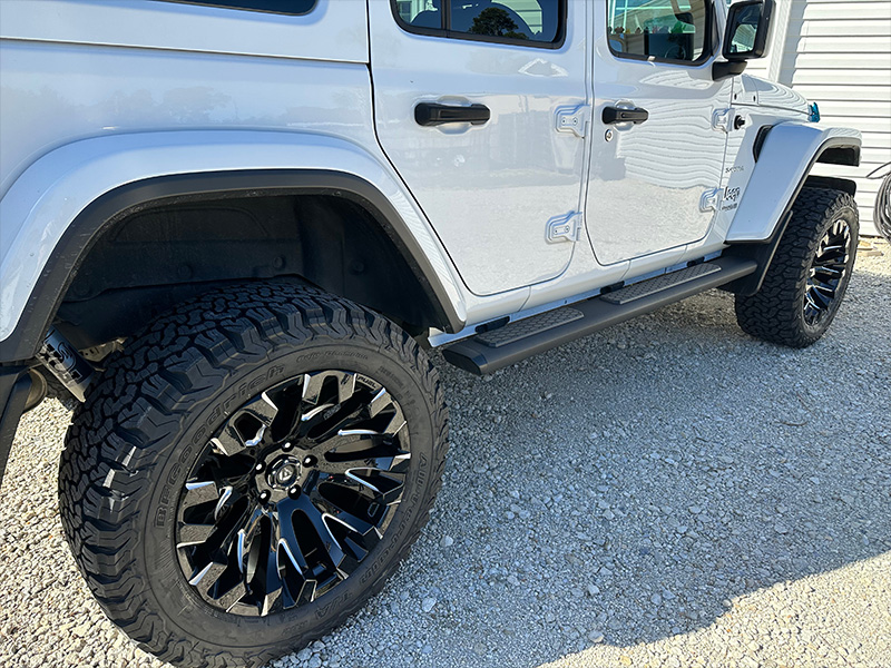 2021 Jeep Wrangler - 20x10 Fuel Offroad Wheels 33x12.50R20 BFGoodrich Tires