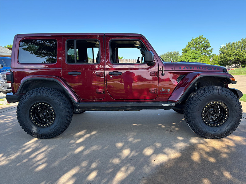 2021 Jeep Wrangler - 17x9 KMC Wheels 38x13.50R17 Nitto Tires