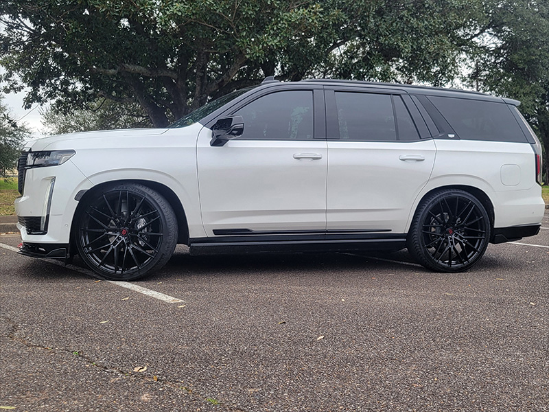 2022 Cadillac Escalade - 26x10 TIS Motorsports Wheels 26 Delinte Tires