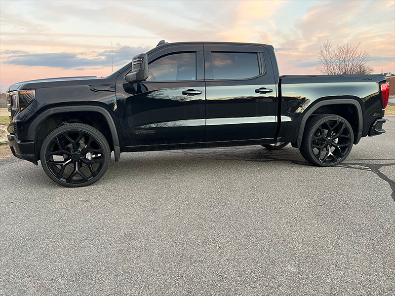 2022 GMC Sierra 1500 - 26x10 Replica Tech Wheels 305/30R26 Lexani Tires