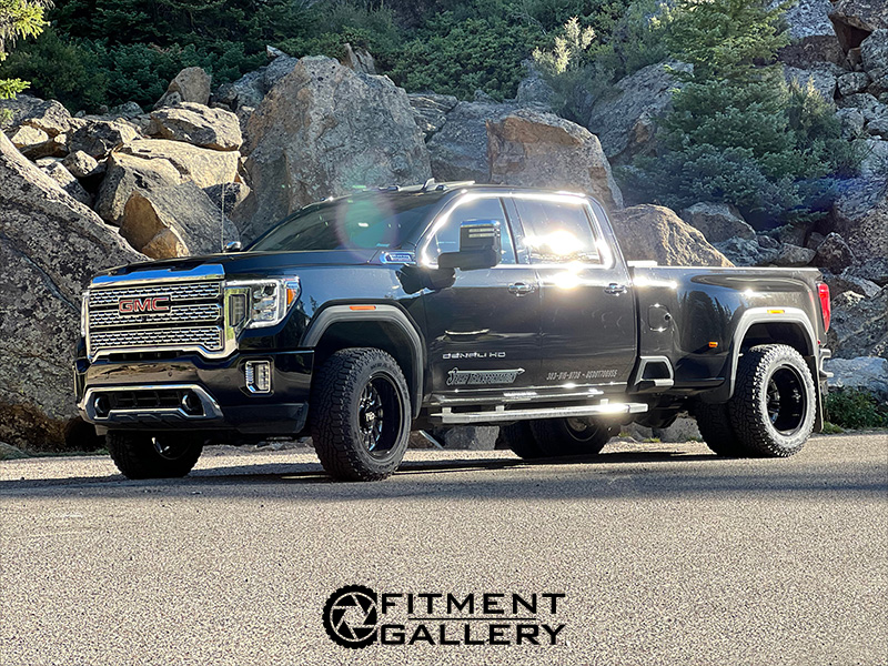 2022 GMC Sierra 3500 HD - Staggered Cali Offroad Wheels LT275/65R20 ...