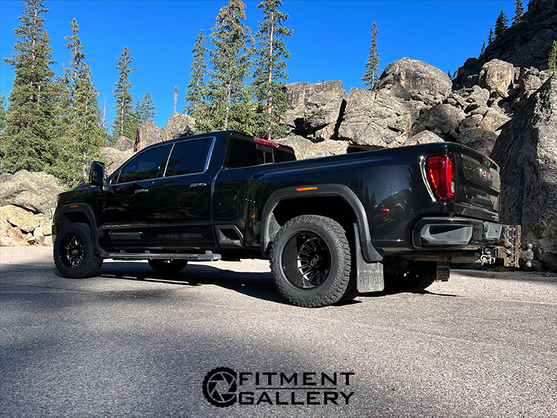 2022 GMC Sierra 3500 HD - Staggered Cali Offroad Wheels LT275/65R20 ...