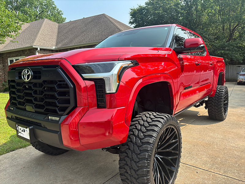 2022 Toyota Tundra - 26x12 TIS Offroad Wheels 37x13.50R26 TIS Offroad Tires