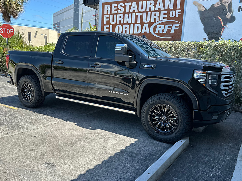 2023 GMC Sierra 1500 - 20x9 Fuel Offroad Wheels 35x11.50R20 Nitto Tires