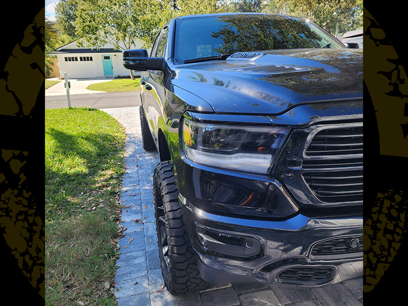 2023 Ram 1500 - 22x10 Fuel Offroad Wheels 35x12.50R22 Nitto Tires