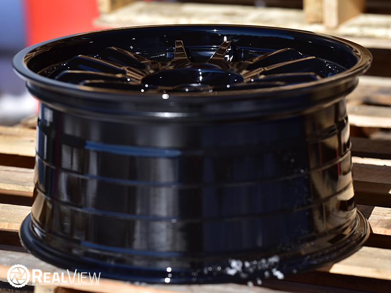 RealView of Cosmis XT-206R Black - 18x9 +33 - XT206R-1890-33-5X114.3-B