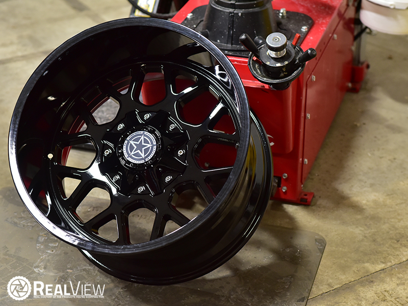 RealView of DWG Offroad DW14 Gloss Black - 20x12 -44 - DW14-201237144B