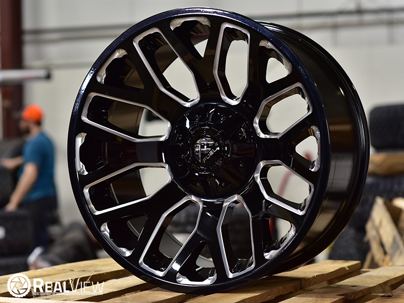 RealView of Fuel Offroad Warrior D607 Black W/ Milled Spokes - 20x10 -18 - D60720009847