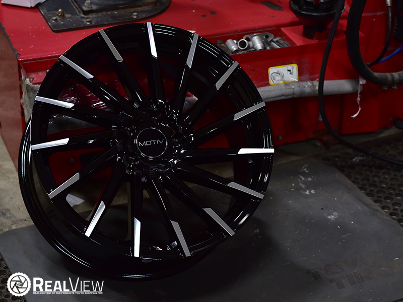 RealView of Motiv Montage 417MBT - 19x8.5 +40 - 417MBT-9854440