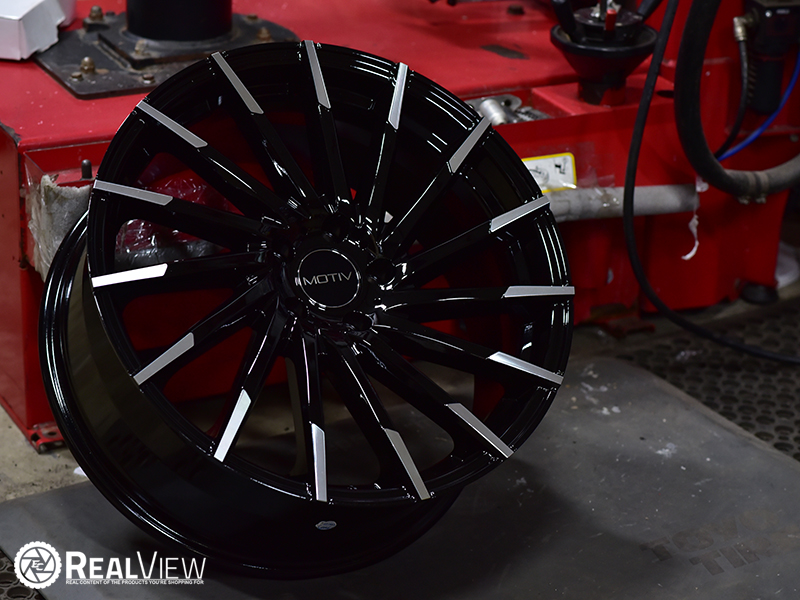 RealView of Motiv Montage 417MBT - 19x8.5 +40 - 417MBT-9854440
