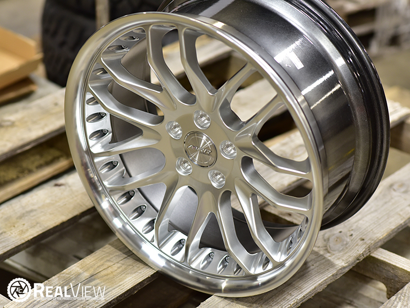 RealView of MRR GT7 Hyper Silver W/ Machined Lip - 19x8.5 +35 ...