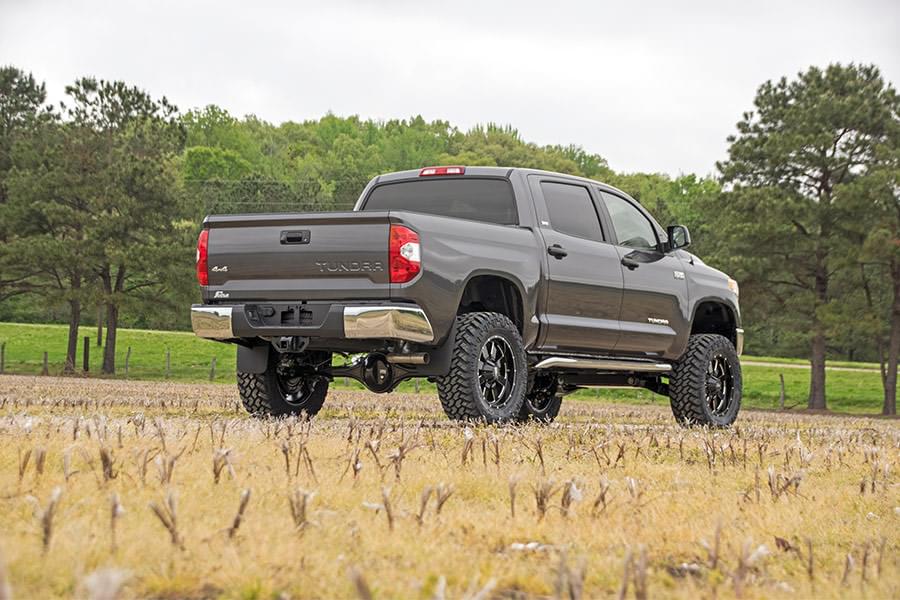Rough Country 6-inch Suspension Lift Kit